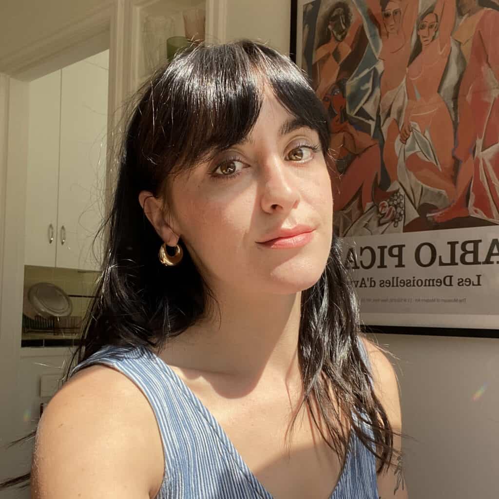 Taking Steps to Pursue Her Passion for Design - Read About Taylor's ...